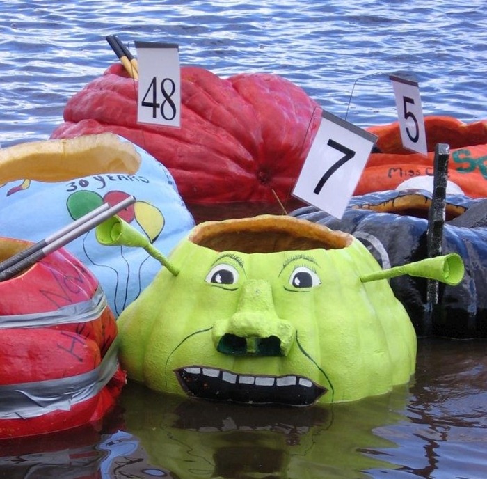 Windsor Pumpkin Regatta | Amusing Planet